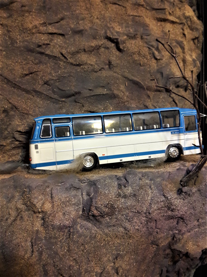 Mercedes-Benz O302 1 | Diorama Sanat